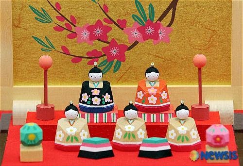 일본 세시풍속 인형 3월 히나마쓰리