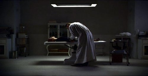 놀라운 상상력으로 펼친 삶과 죽음의 경계