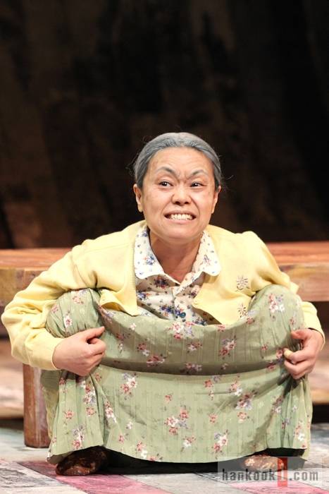 연극 ′빨간시′ 배우들 몰입도대단해