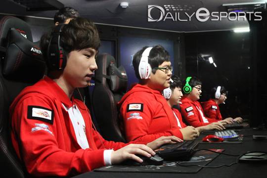 히어로즈 슈퍼리그 히어로 리뎀션 3대0 셧아웃 시키고 승자전 진출