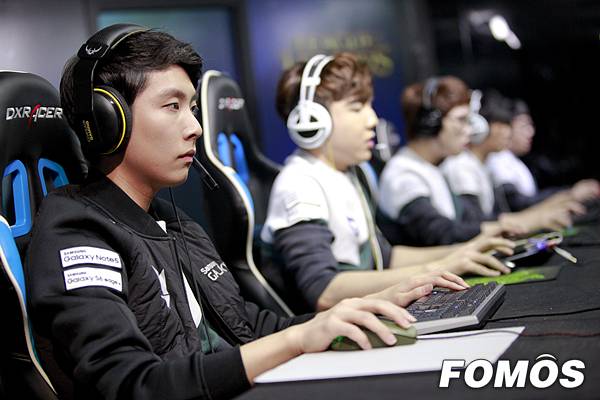 롤챔스 기승전 삼성 폭발적인 속도 앞세워 Cj 제압