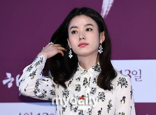 Md화보 한효주 얼굴에 가려졌던 명품 각선미 그동안 몰라봤네