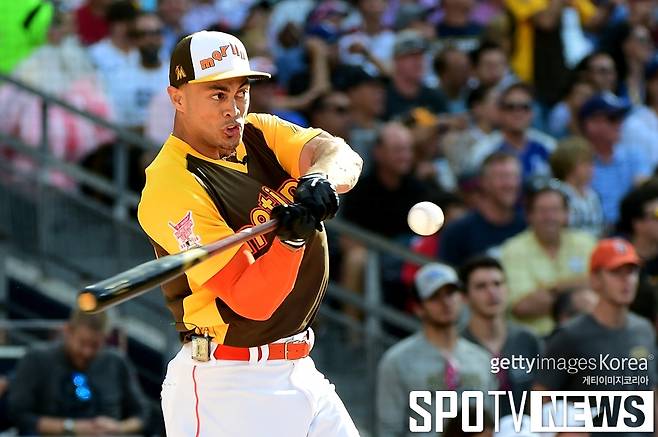 Mlb올스타전 비거리 151m 스탠튼 홈런 더비 결승 진출