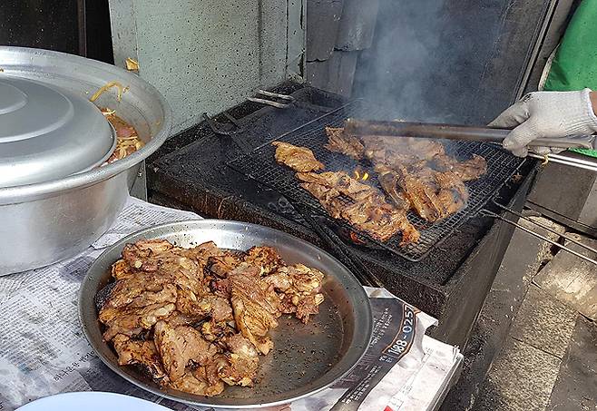 권순홍의 맛집 제기동 돼지갈비 감초식당