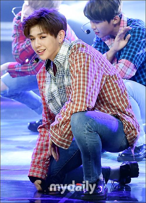 Md화보 애교→카리스마 강다니엘 입덕을 부르는 반전 매력