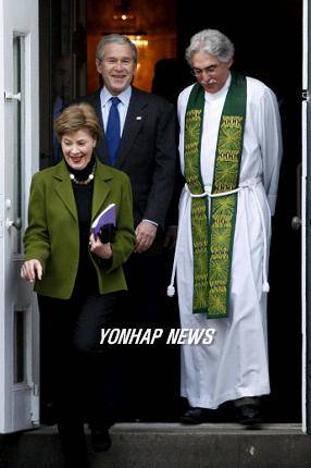 USA GOVERNMENT BUSH CHURCH