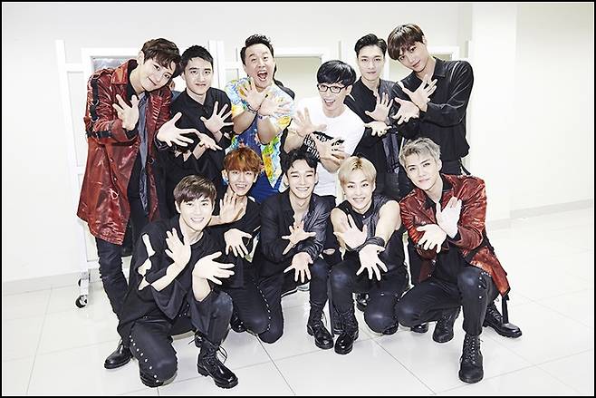 유재석X엑소, 'Dancing King' 中서도 통했다!