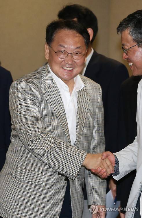 Inconsistent fiscal policy draws criticism