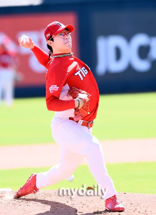 '양현종 20승·안치홍 연타석포' KIA, kt 잡고 우승 M1