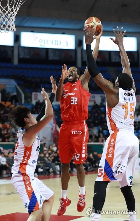 헤인즈, '쉽지않네'