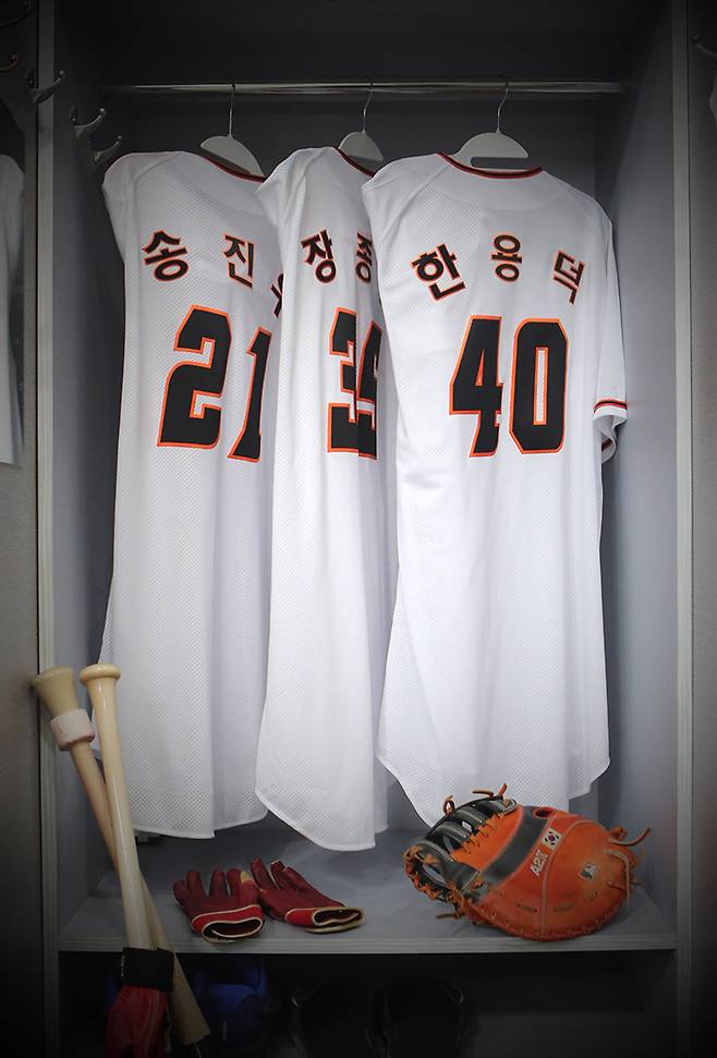 21·35·40번 한화 코칭스태프 전성기 등번호 돌려받았다