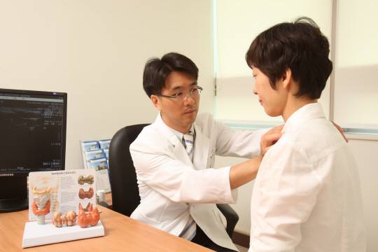 헬로 굿센터 중앙대병원 갑상선센터 국내 최고 전담 의료진이 2~3일내 수술심리 클리닉도