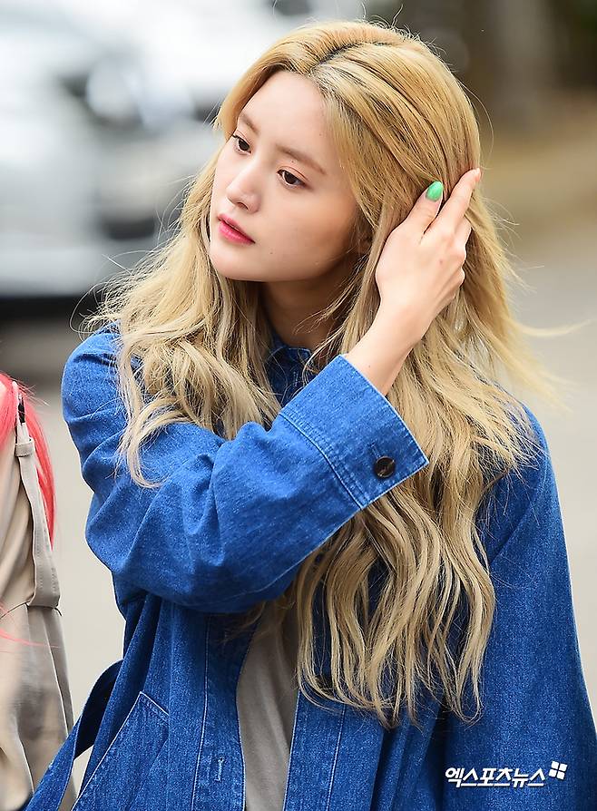 [엑's HD] EXID 정화 '살짝 피곤한 모습'