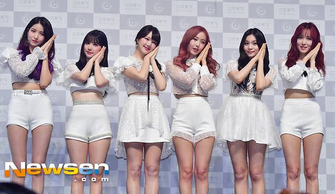 포토엔hd 여자친구 초미니핫팬츠로 무장한 무대의상
