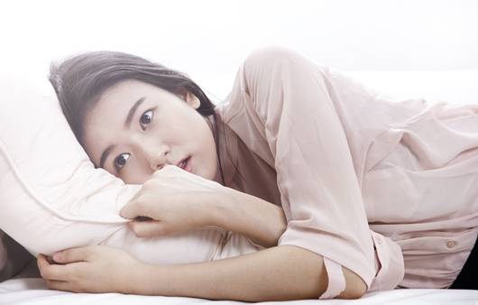 눈밑지방재배치 시 실 사용에 따라 결과가 달라질까