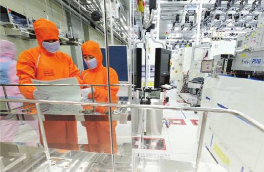 어깨 편 FAANG vs 고개 숙인 BAT.. 새우등 터진 SS