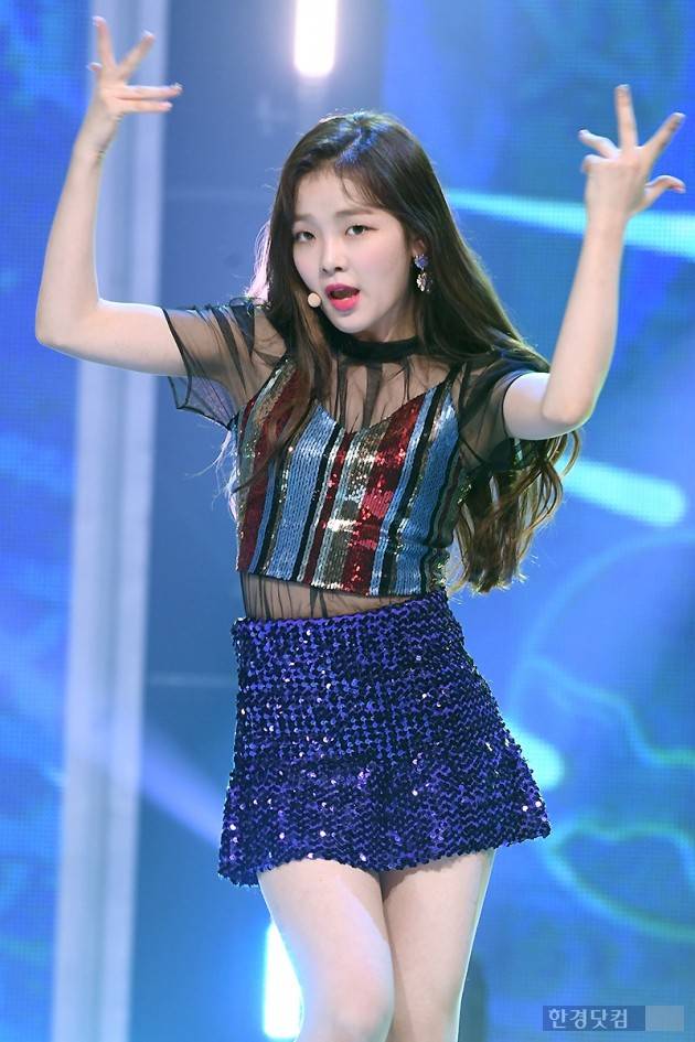 포토 오마이걸 승희 도도한 눈빛