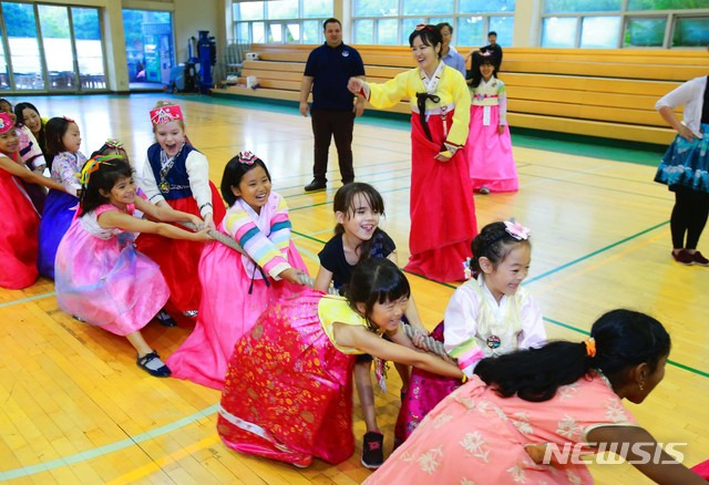 현대외국인학교 추석맞이 한국문화 체험행사 개최