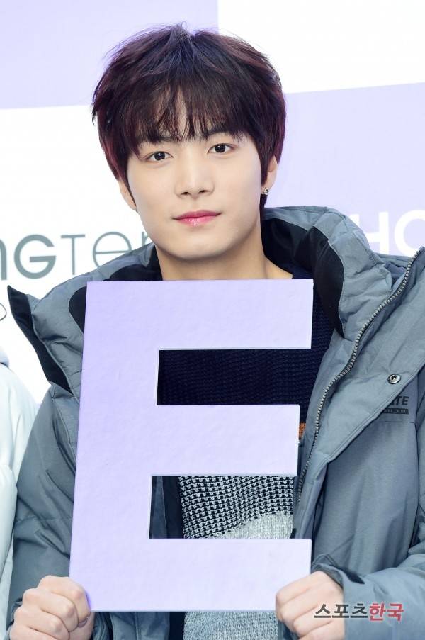 뉴이스트w Jr 소년미 뿜뿜