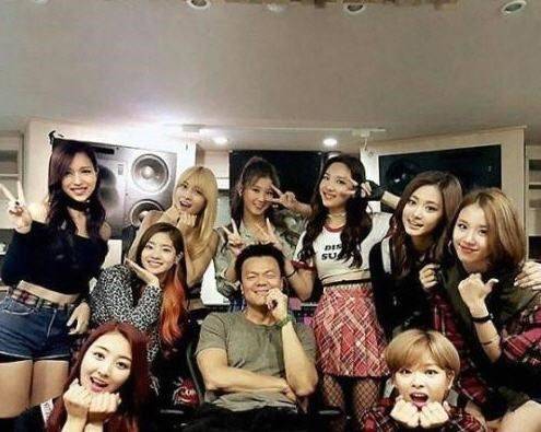 JYP 박진영, 주식 가치 1000억 원 증가..11개월만에 172.9% '껑충'