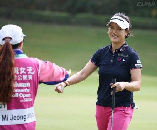 저력의 전미정 16년만에 Klpga 투어 극적 우승 대만여자오픈