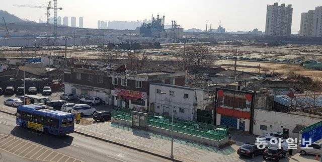 인천 원도심 개발에서 외딴섬 된 Dec부지