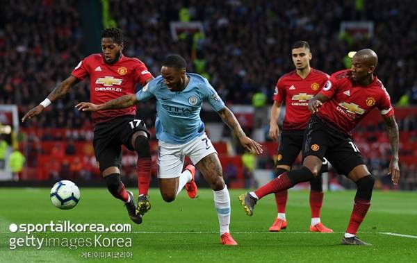 [EPL 31R] 물러서지 않는 맨유-맨시티, 0-0 팽팽 접전(전반 종료)