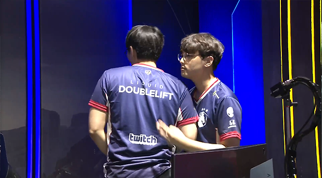 Msi 팀 리퀴드 단단한 운영으로 불리함 극복하고 1세트 선취