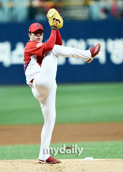 'ERA 1.10' KIA 양현종, KBO리그 5월 MVP 선정