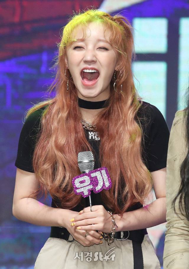 여자아이들 우기 목젖 웃음 쇼케이스