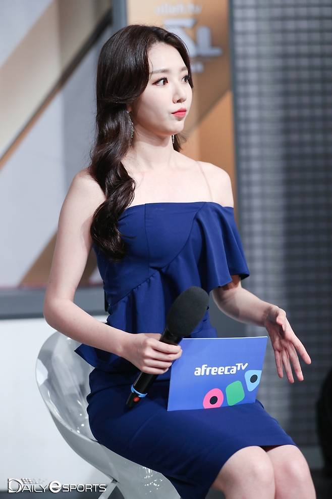 포토 이현경 아나운서 Asl 생방송 카운트 다운