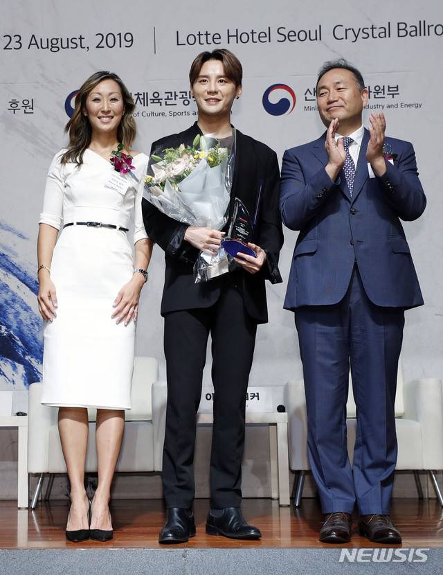 뉴시스 한류엑스포 김준수 팬들도 멋지네성숙한 현장응원 주목