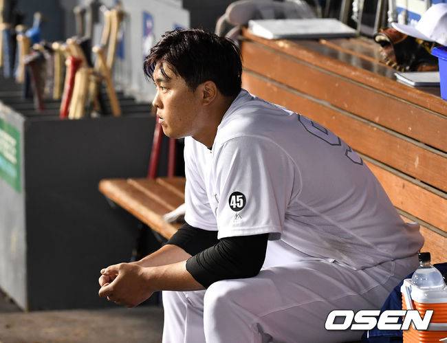 '또 무너진' 류현진, 1점대 ERA 붕괴..사이영상도 먹구름