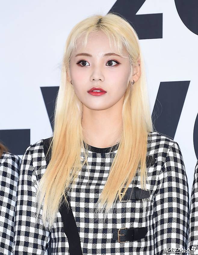 이달의소녀 진솔 아무나 소화 못하는 백금발 엑s Hd포토