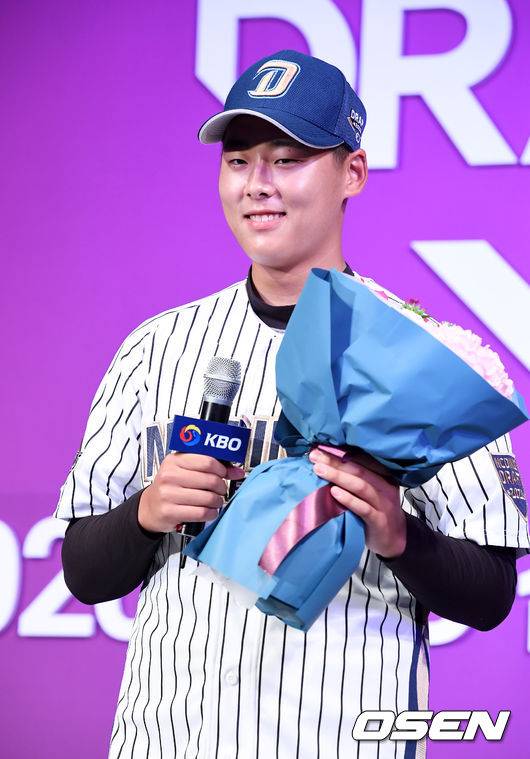 NC 김태경, "엔팍에서 뛰는 것 설렌다..강백호 상대해보고 싶다"[신인드래프트]