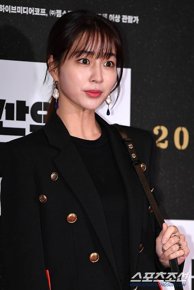 [포토] 이민정, 남편을 위해서!