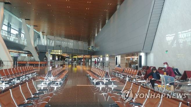 텅 빈 카타르 도하 하마드 국제공항