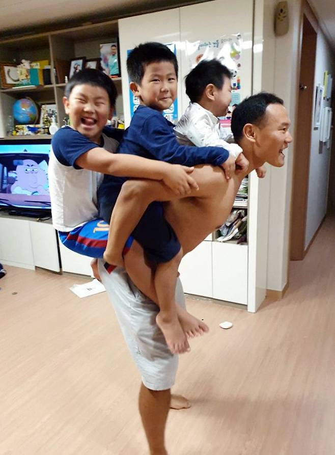 아무튼 주말 내게는 세 아들이 있다
