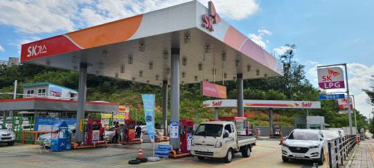 SK가스 "트럭 운전자 코로나 보험금 드려요"