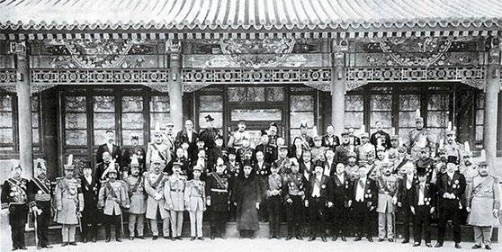 군비 확장 교육 투자 경제 성장에 물불 안 가린 장쭤린