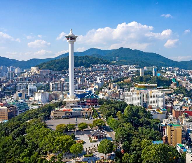 용두산공원 부산타워·팔각정 운영 민간사업자 공모