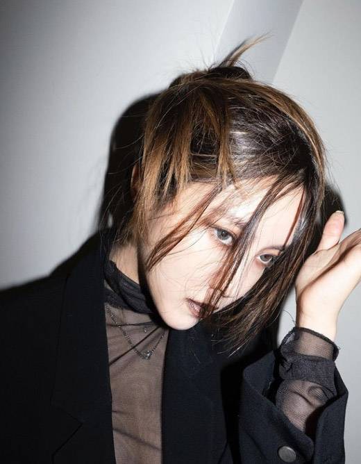 Hyomin , Demon + Dark Concept?... Black Lip + Flats Showing off ...