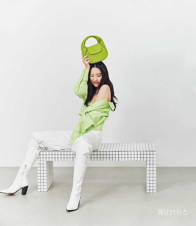 오야니 뮤즈 선미와 함께한 2021 Ss 화보 공개