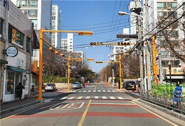 류재수 시의원 진주 어린이 보호구역 노란신호등 설치하자