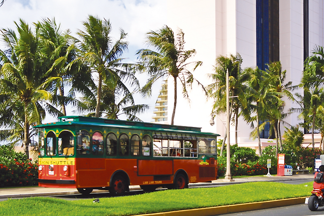 뚜벅이 괌 여행자들을 위한 '트롤리 버스' : 노선, 가격, TIP | 무작정 따라하기