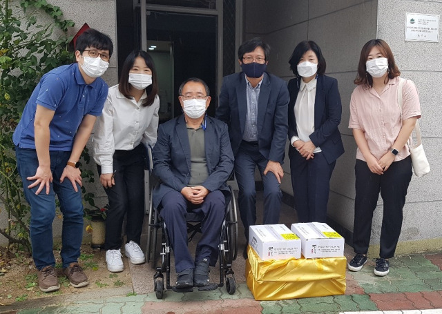 원주환경청 추석 명절 맞아 소외계층에 위문품 전달