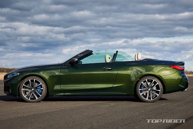 BMW 4시리즈 M440d 컨버터블 공개, 제로백 5초 디젤 오픈카