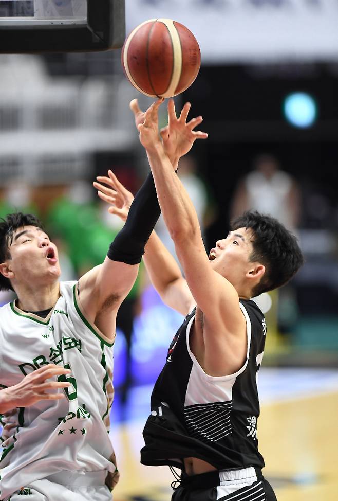 '시작부터 뜨겁네' KBL 코트를 달구는 슈퍼 루키들