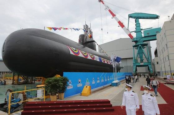 SLBM 잠수함 발사 성공 뒤엔, 함정 운용 30년 노하우 쏟은 '숨은 조력자'