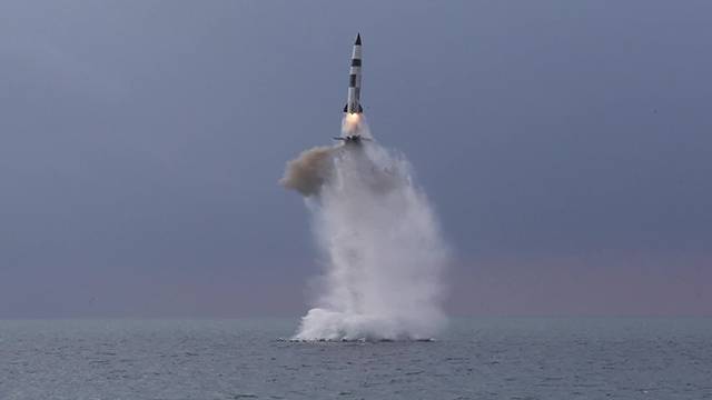 미 싱크탱크 "북한, 언제든 SLBM 추가 발사 시험 능력 보유"